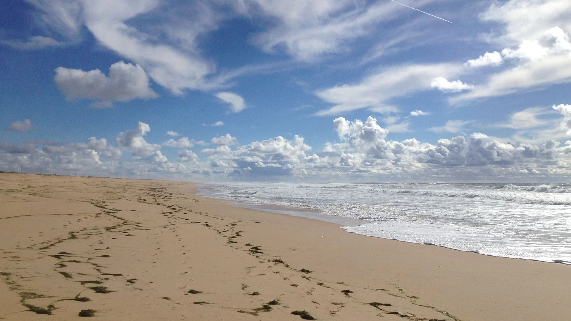 5 REASONS TO HIT THE BEACH - Four Seasons Fairways